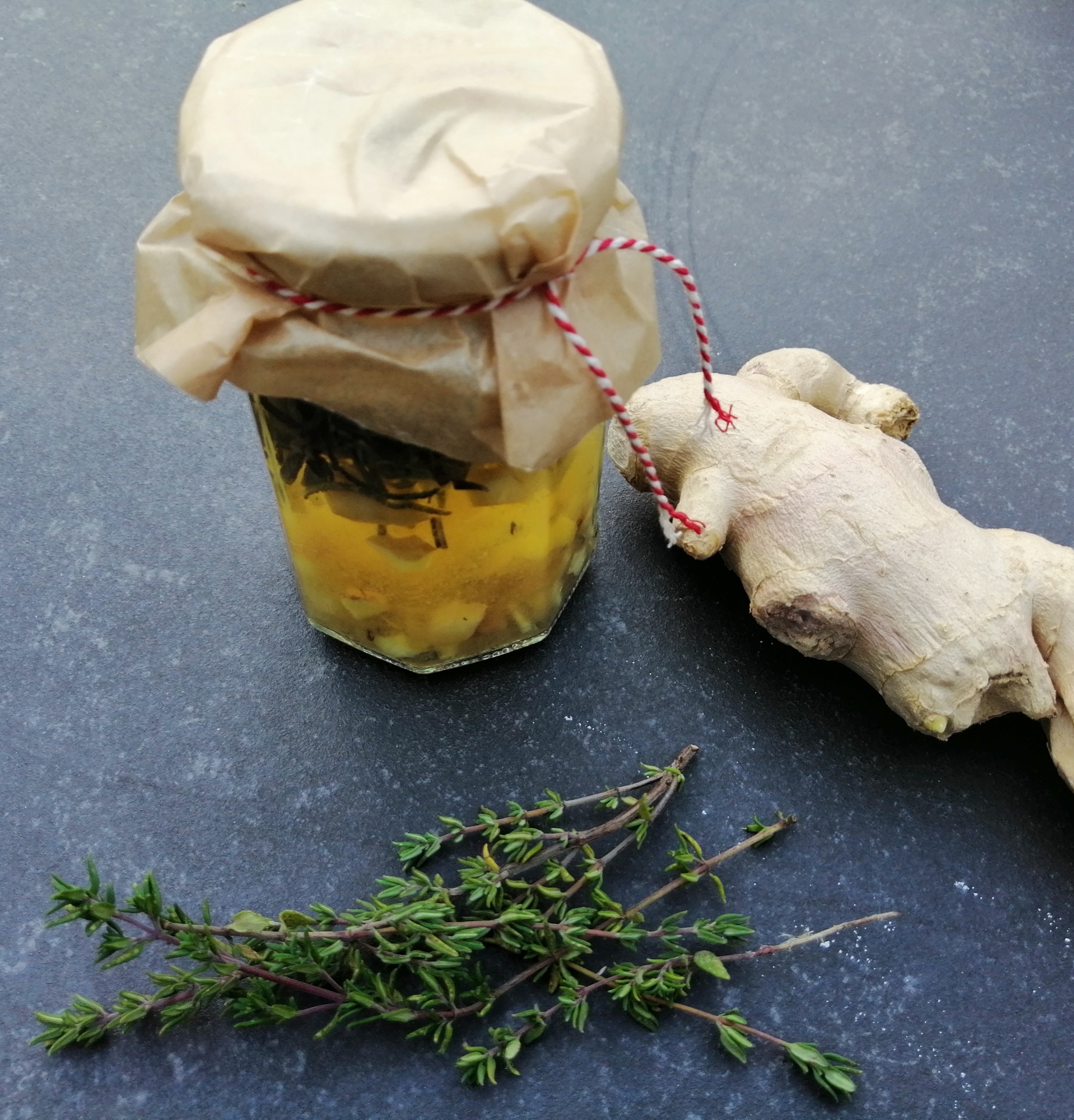 HOME MADE HOESTDRANK - Anne Marie Reuzenaar